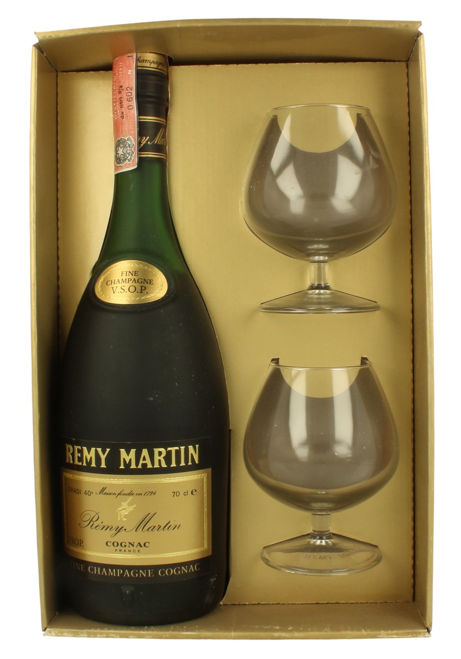 COGNAC REMY MARTIN VSOP WITH GIFT GLASS 70 CL 40 % - Products - Whisky ...