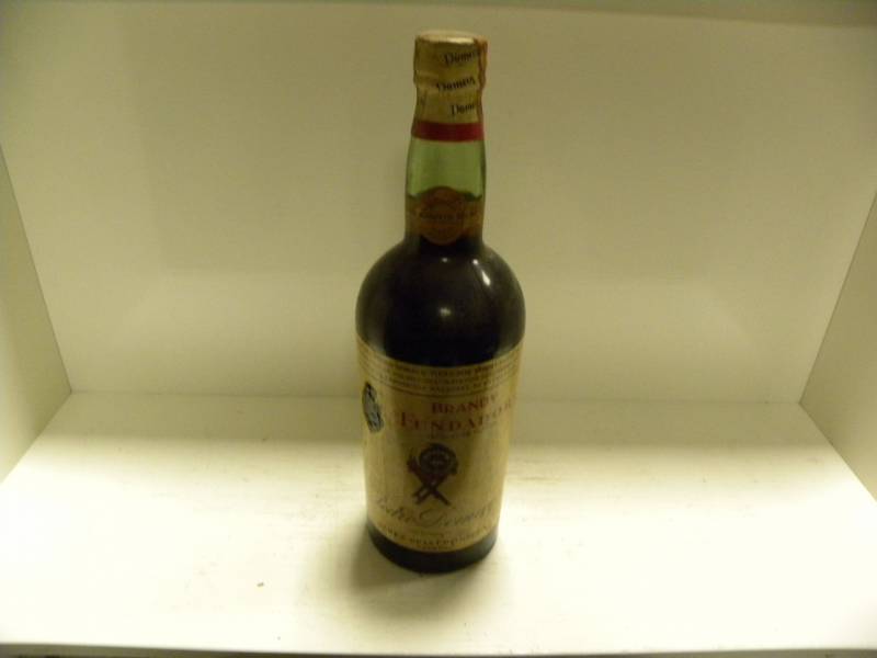FUNDADOR PEDRO DOMECQ BRANDY 200 CL 40% - Products - Whisky Antique ...